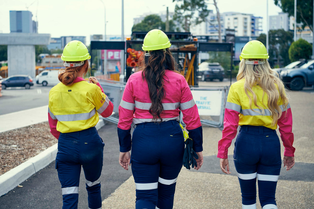Stylish and Functional Ladies Workwear Guide – Worklocker Parkes